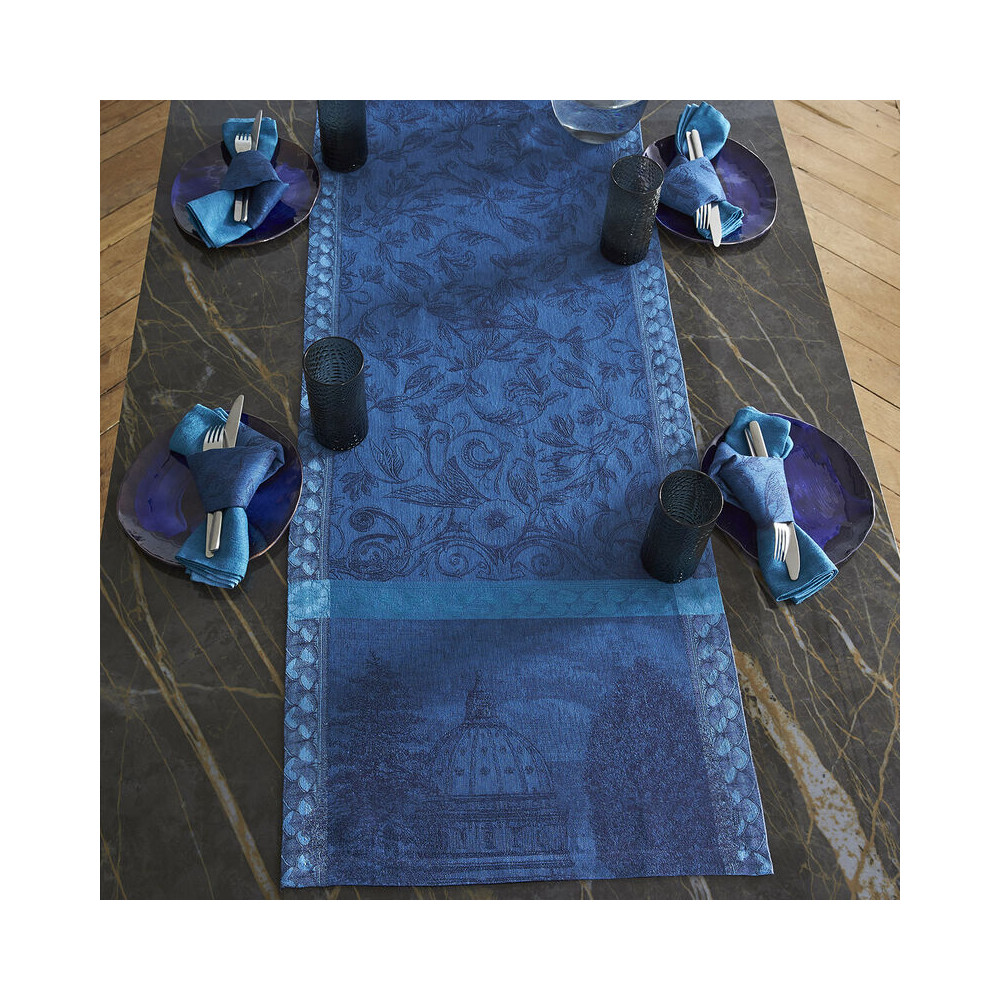 Le Jacquard Français Symphonie Baroque Table runner - 2 colors