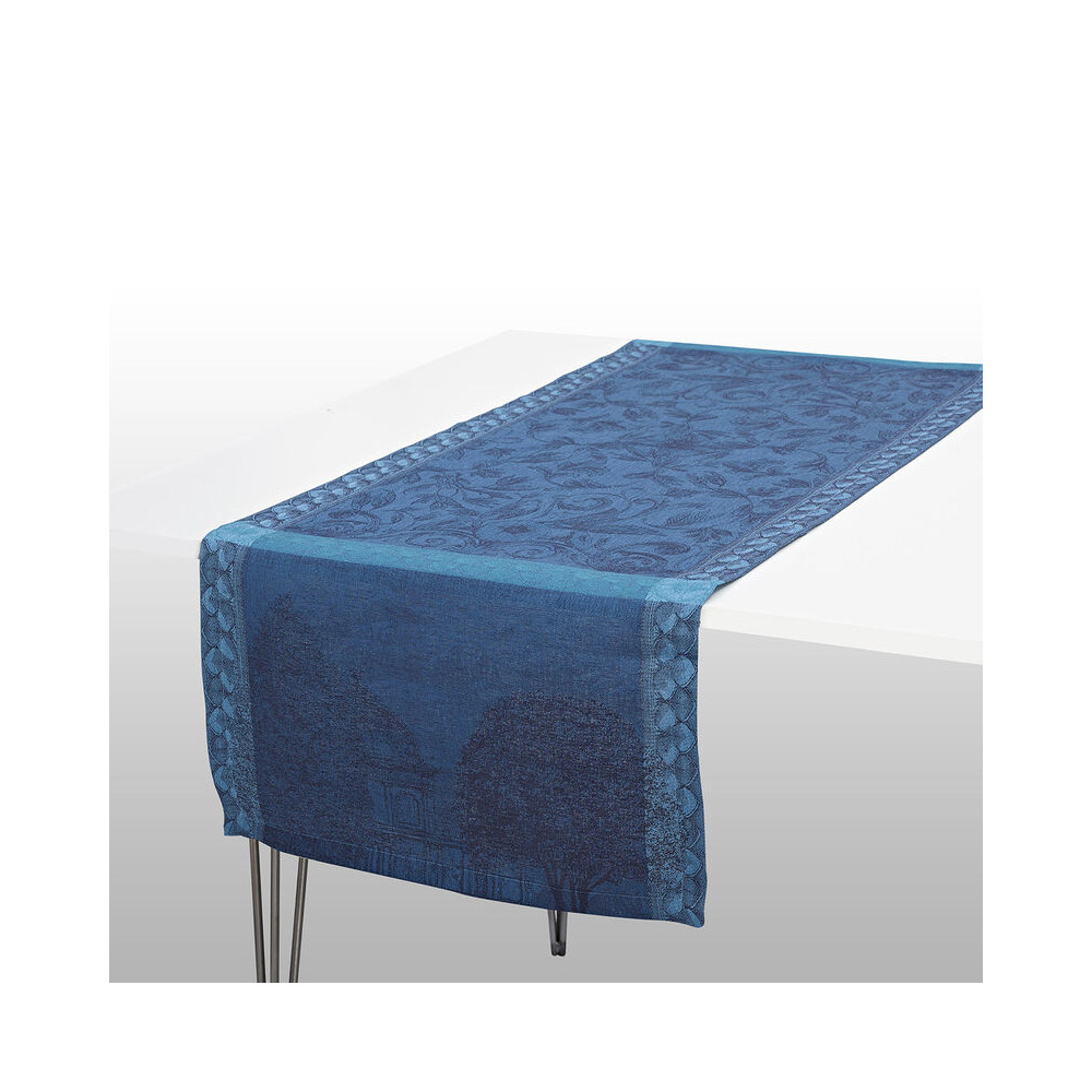 Le Jacquard Français Symphonie Baroque Table runner - 2 colors