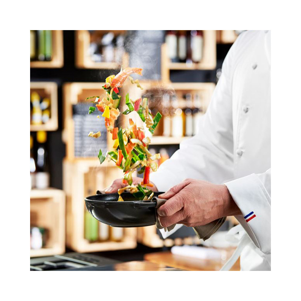 CHASSEUR Mini Cast Iron Wok 18cm - 3 Colors